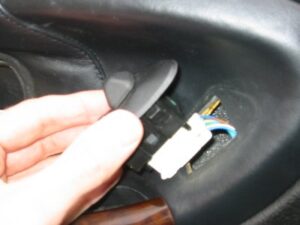 e36 Door Panel Removal (Front) - ShiftBMW